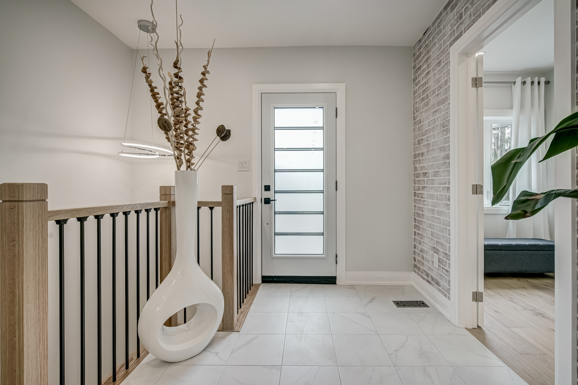 W8241352 | 63 Manitoba St | Toronto